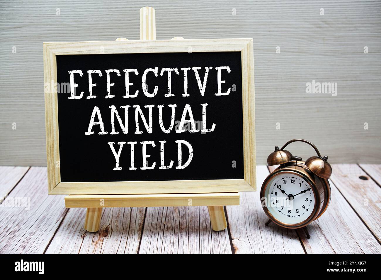 Effective annual yield hi-res stock photography and images - Alamy