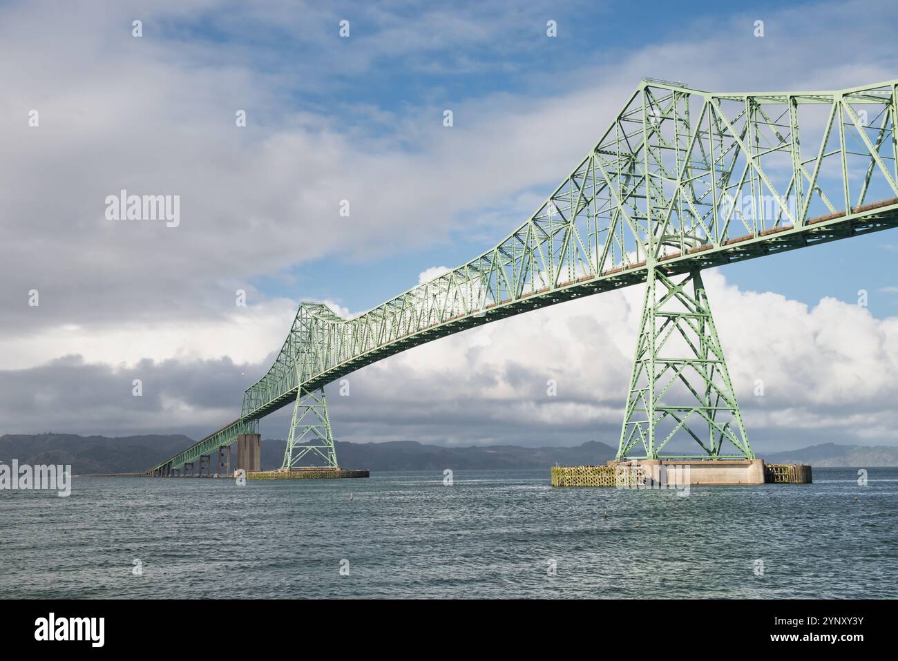 Astoria-Megler Bridge across the Columbia River, Oregon, Pacific ...