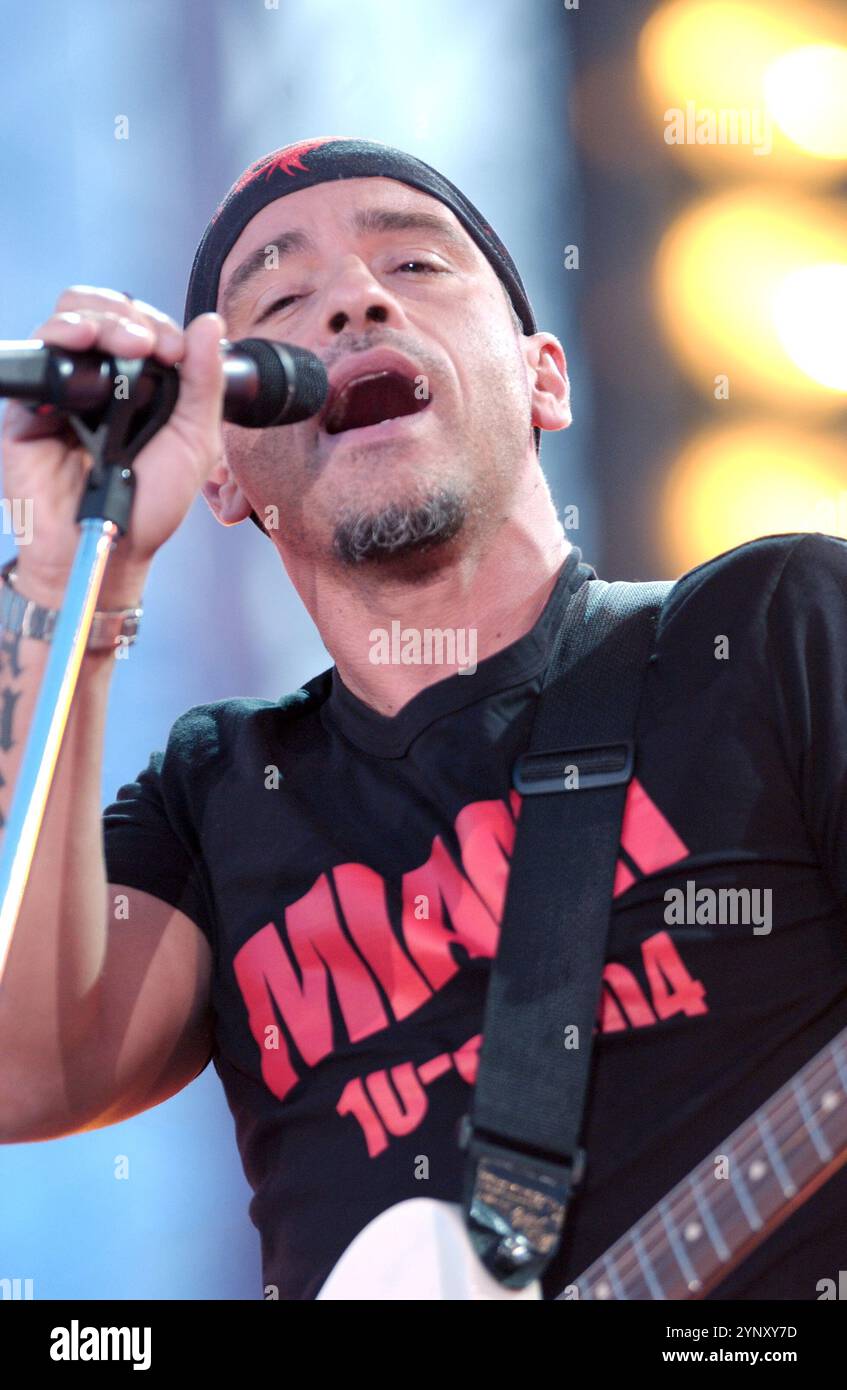 Eros ramazzotti festivalbar hi-res stock photography and images - Alamy