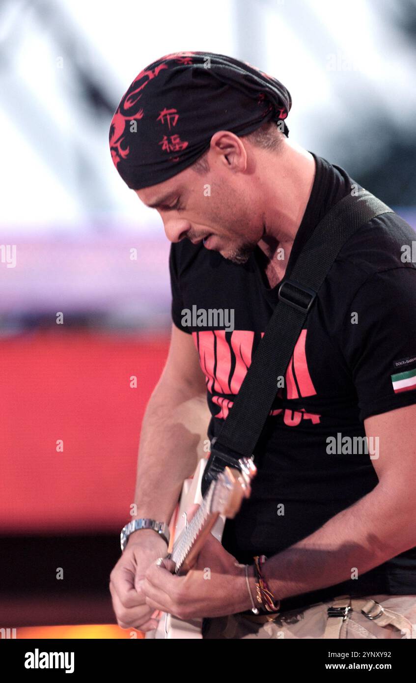 Eros ramazzotti festivalbar hi-res stock photography and images - Alamy