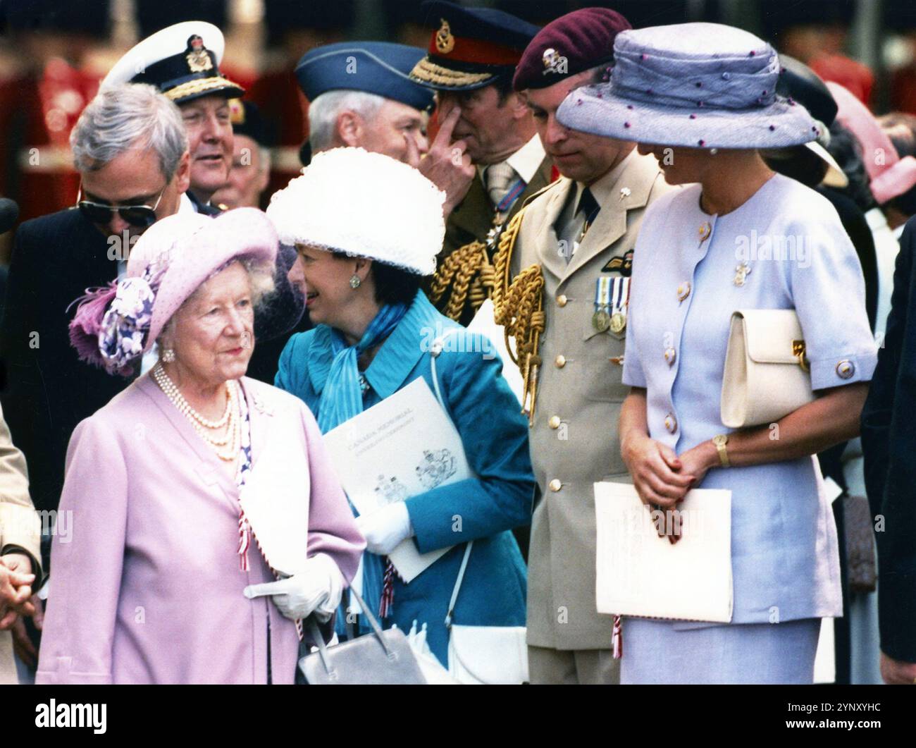 Memoriale della regina elisabetta hi-res stock photography and images ...