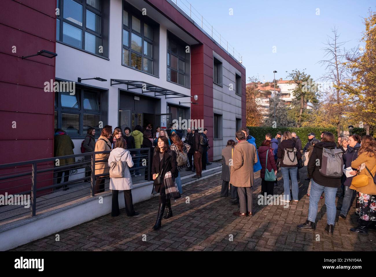 Via Sammartini 75. Inaugurazione Welcome Center per rifugiati e ...