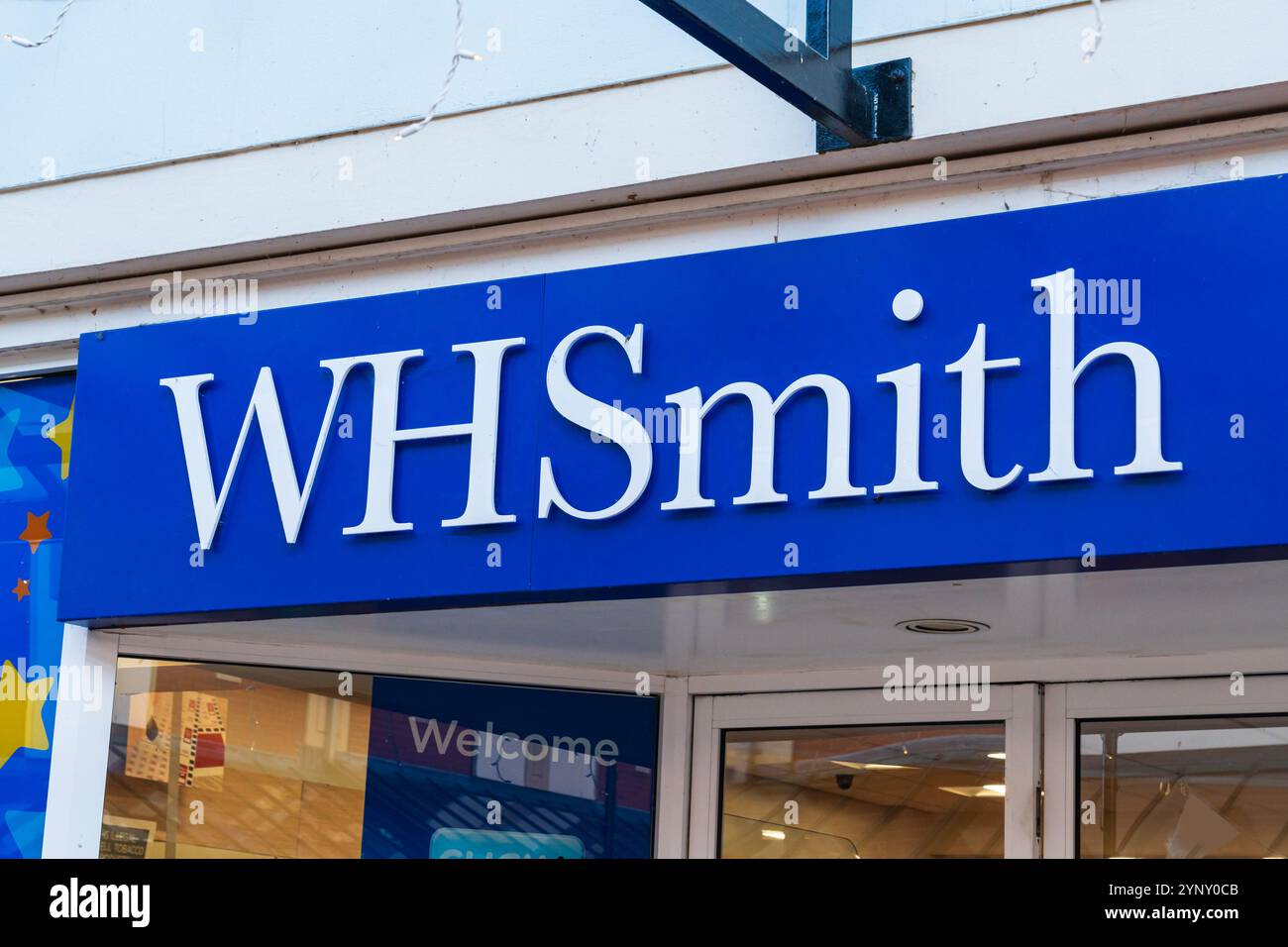 Book shop exterior hi-res stock photography and images - Alamy
