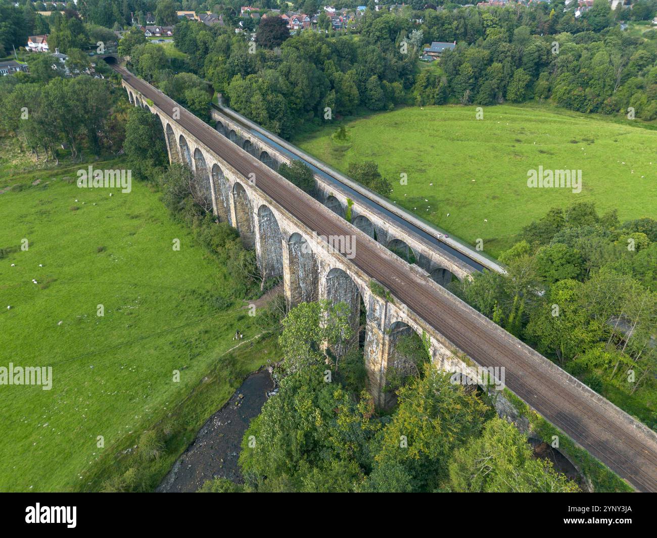 Chirk railway viaduct hi-res stock photography and images - Alamy