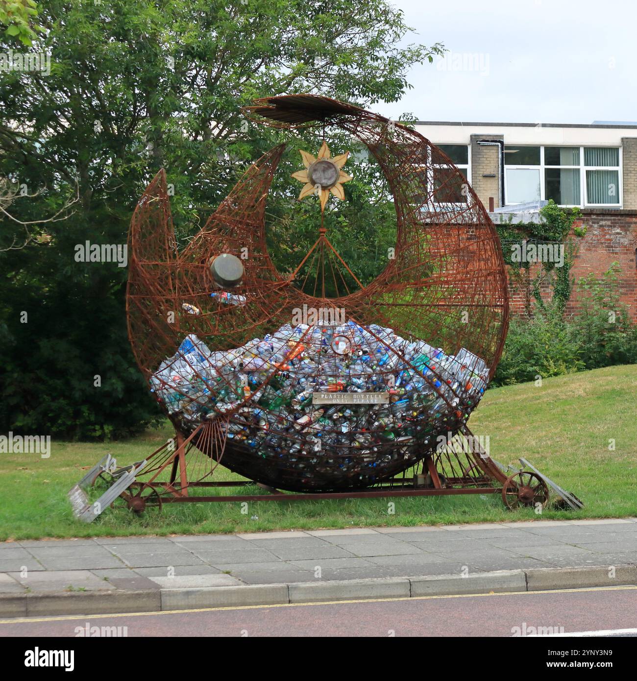 Portsmouth, Hampshire, England. 2 September 2024. Colour view, square ...