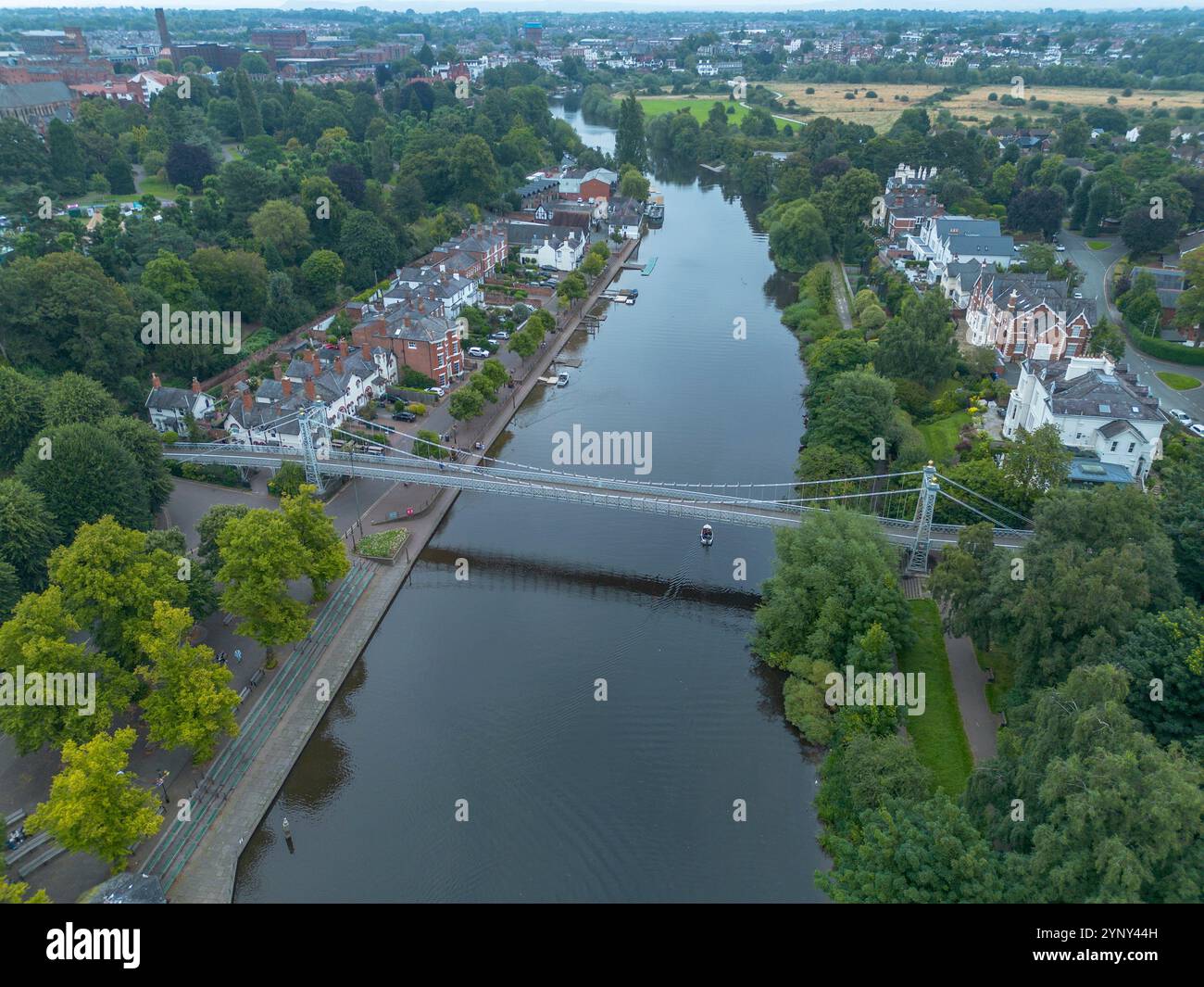 Queens park bridge river dee hi-res stock photography and images - Alamy