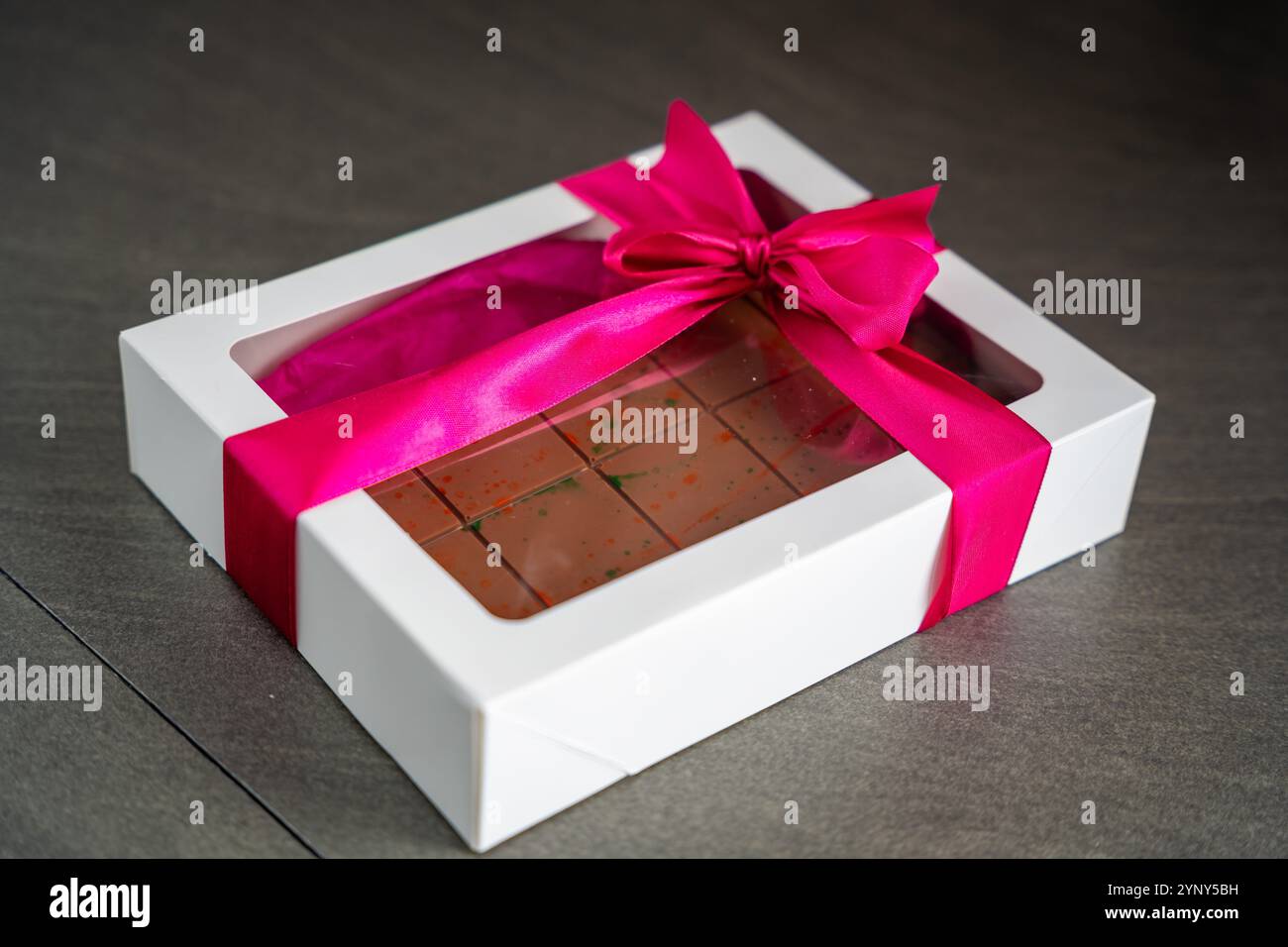 Trend Dubai chocolate with pistachio paste and kataifi dough in present ...