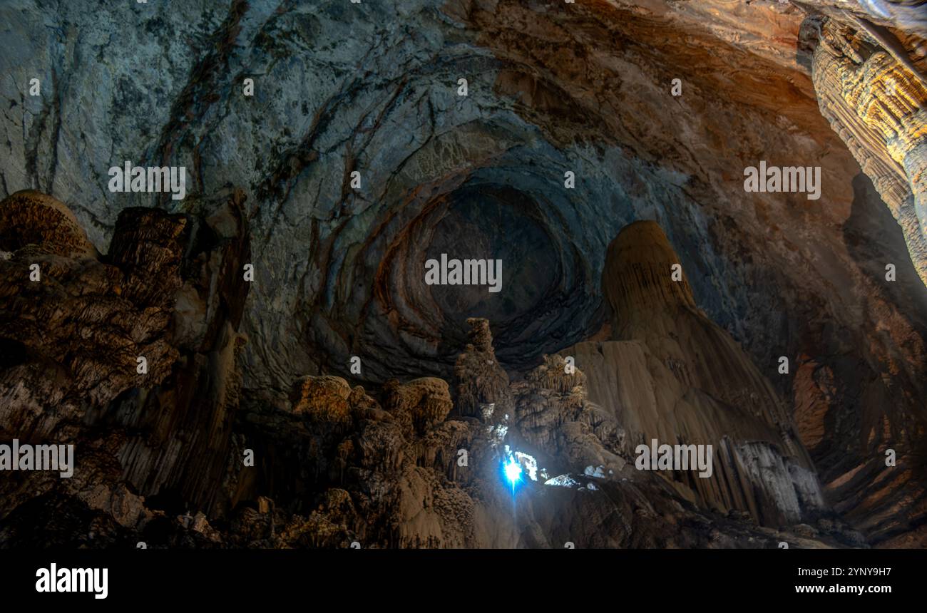 Nestled in Grutas de Cacahuamilpa National Park, this cavernous ...