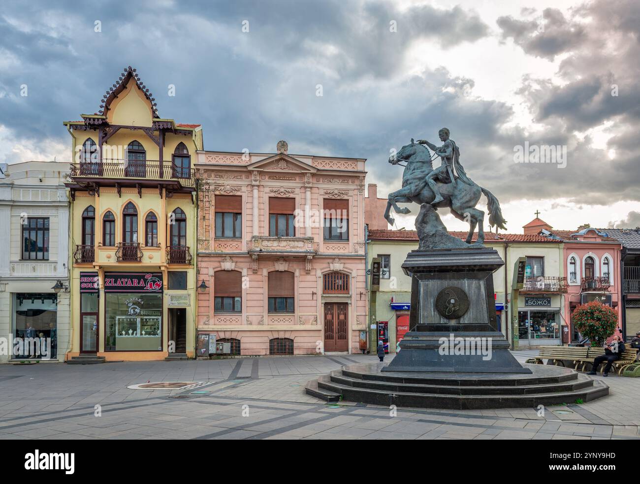 Magnolia Square with the statue of Philip II of Macedon and the ...