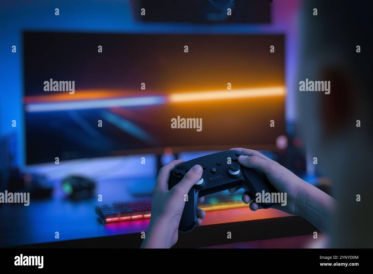 Pc player hi-res stock photography and images - Alamy