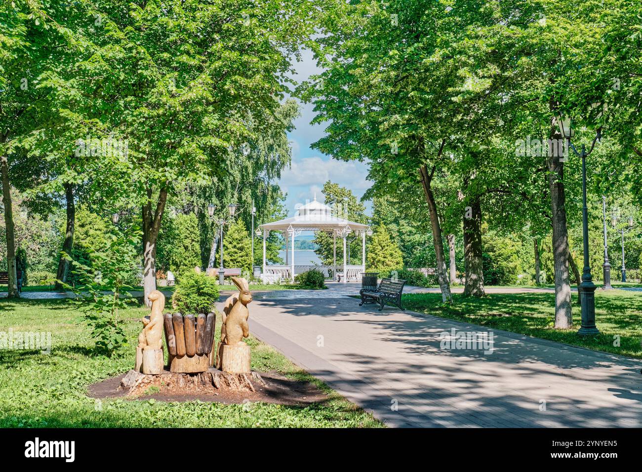 Eco friendly sculptures hi-res stock photography and images - Alamy