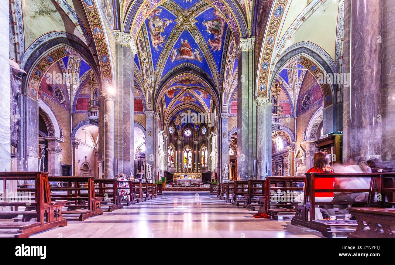 Rome, Italy, July 2017, Gothic interior of Santa Maria Sopra Minerva ...