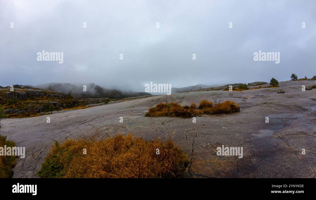 Featuring sparse vegetation hi-res stock photography and images - Alamy