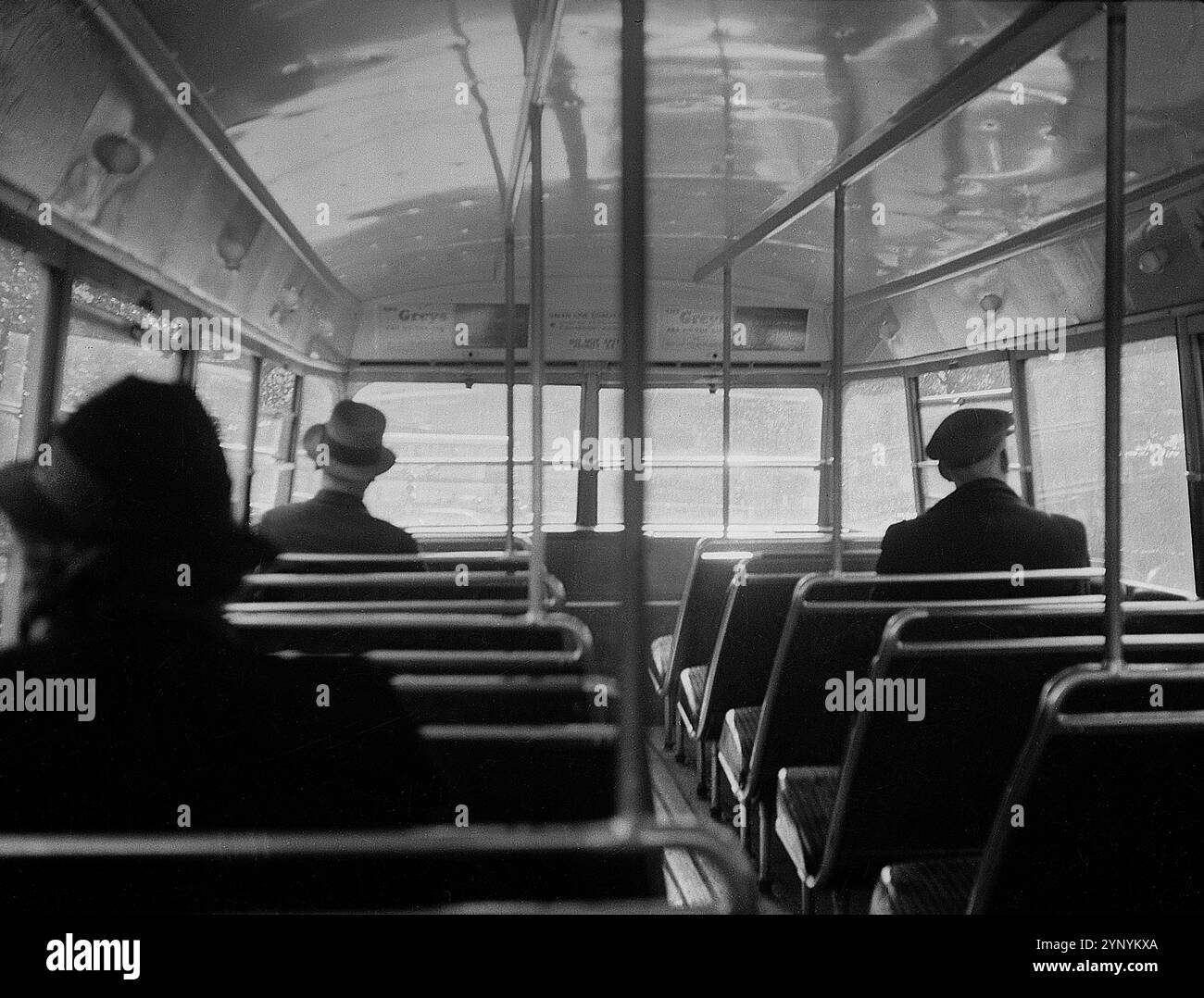 1940s london bus hi-res stock photography and images - Alamy