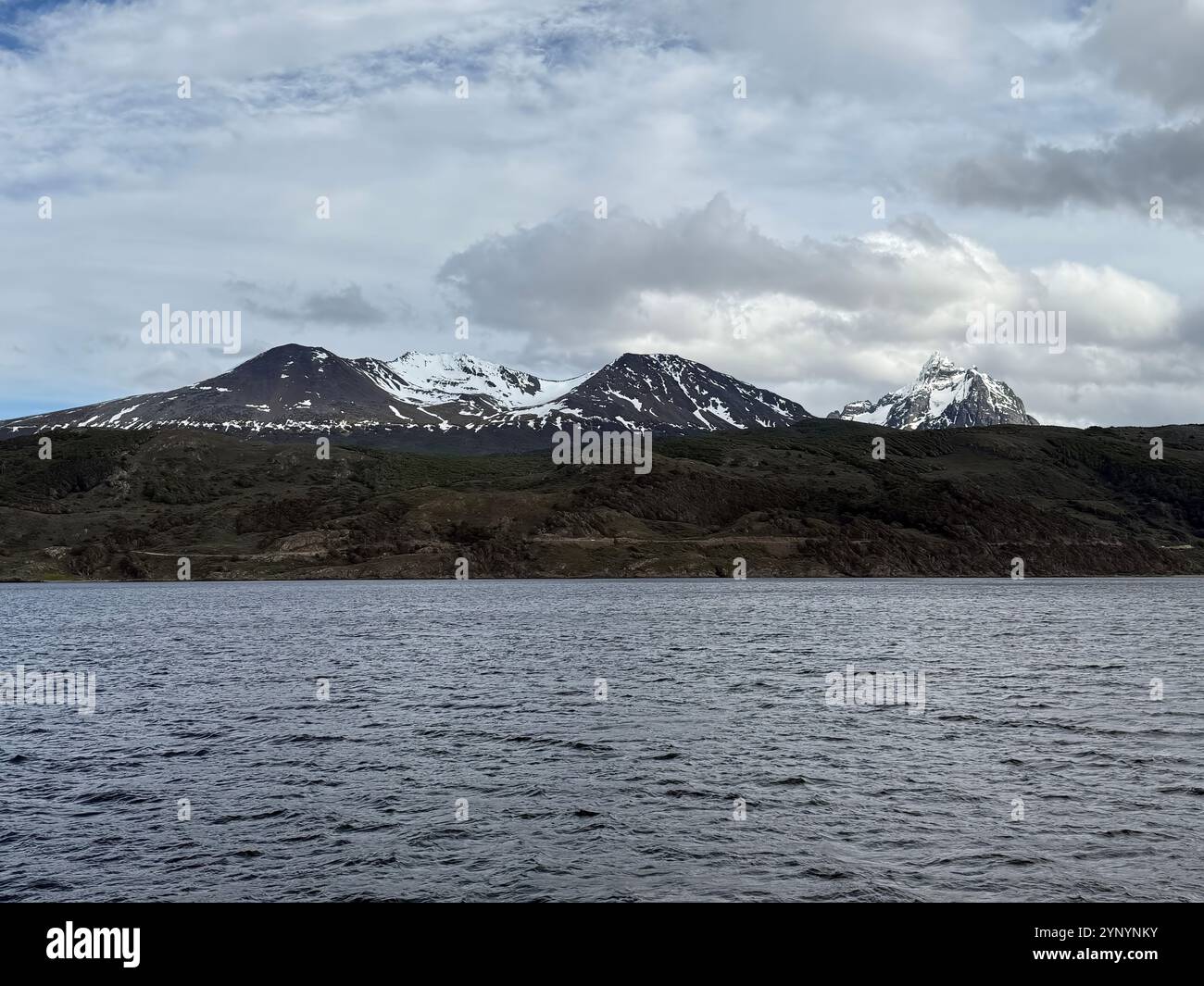 Explore Antarctica 2025. Antarctica mountains, sea and penguin in South ...