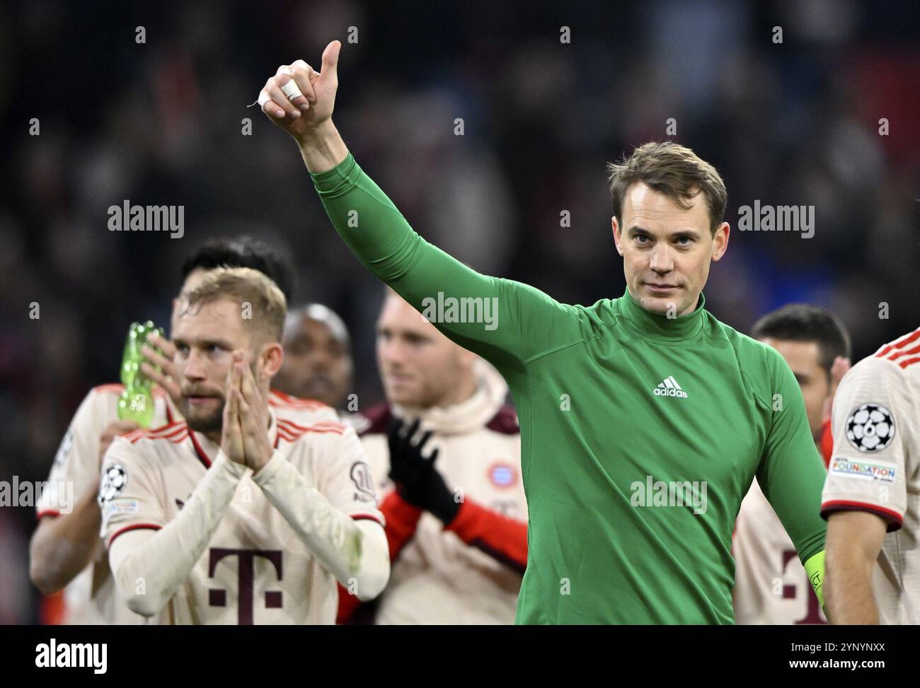 Final cheer, Thomas Mueller FC Bayern Muenchen FCB (25) Goalkeeper ...
