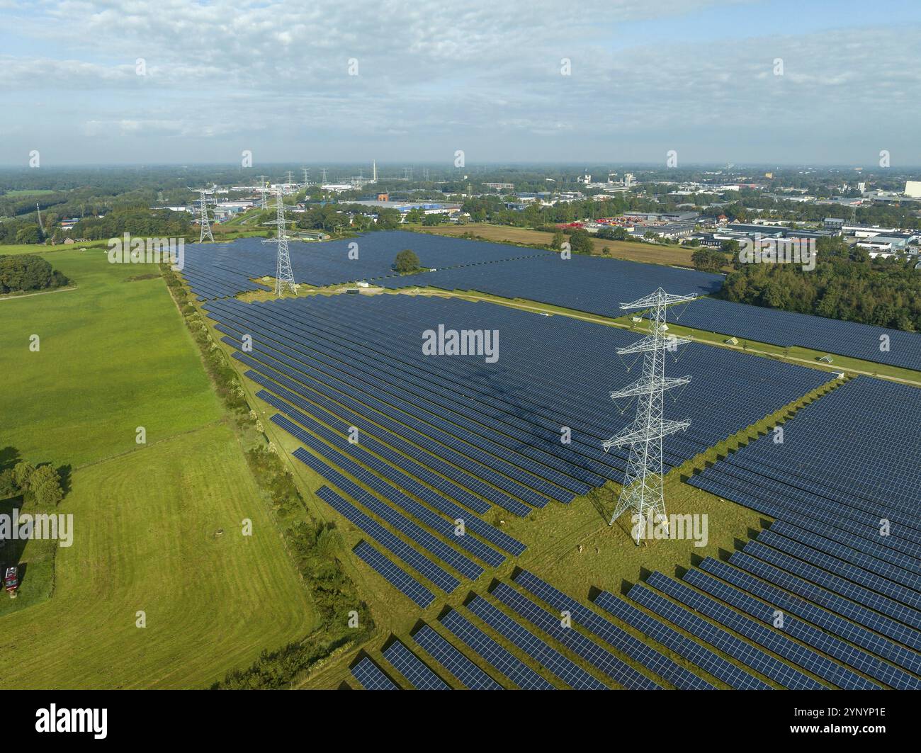 Electricity pylon top view hi-res stock photography and images - Alamy