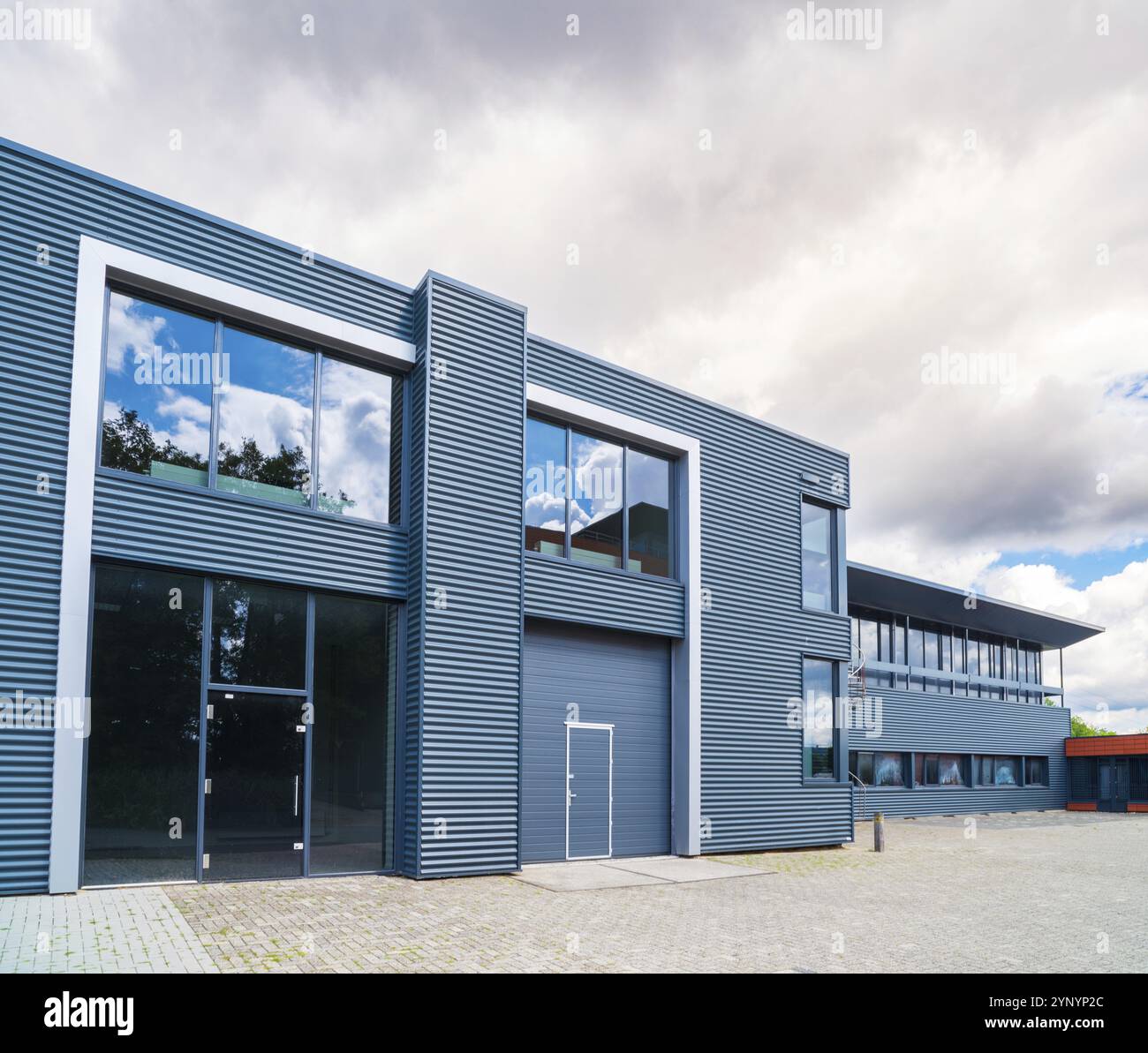 Unit loads hi-res stock photography and images - Alamy