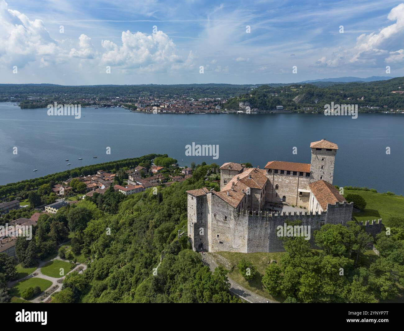 Aerial view lakes in old hi-res stock photography and images - Alamy