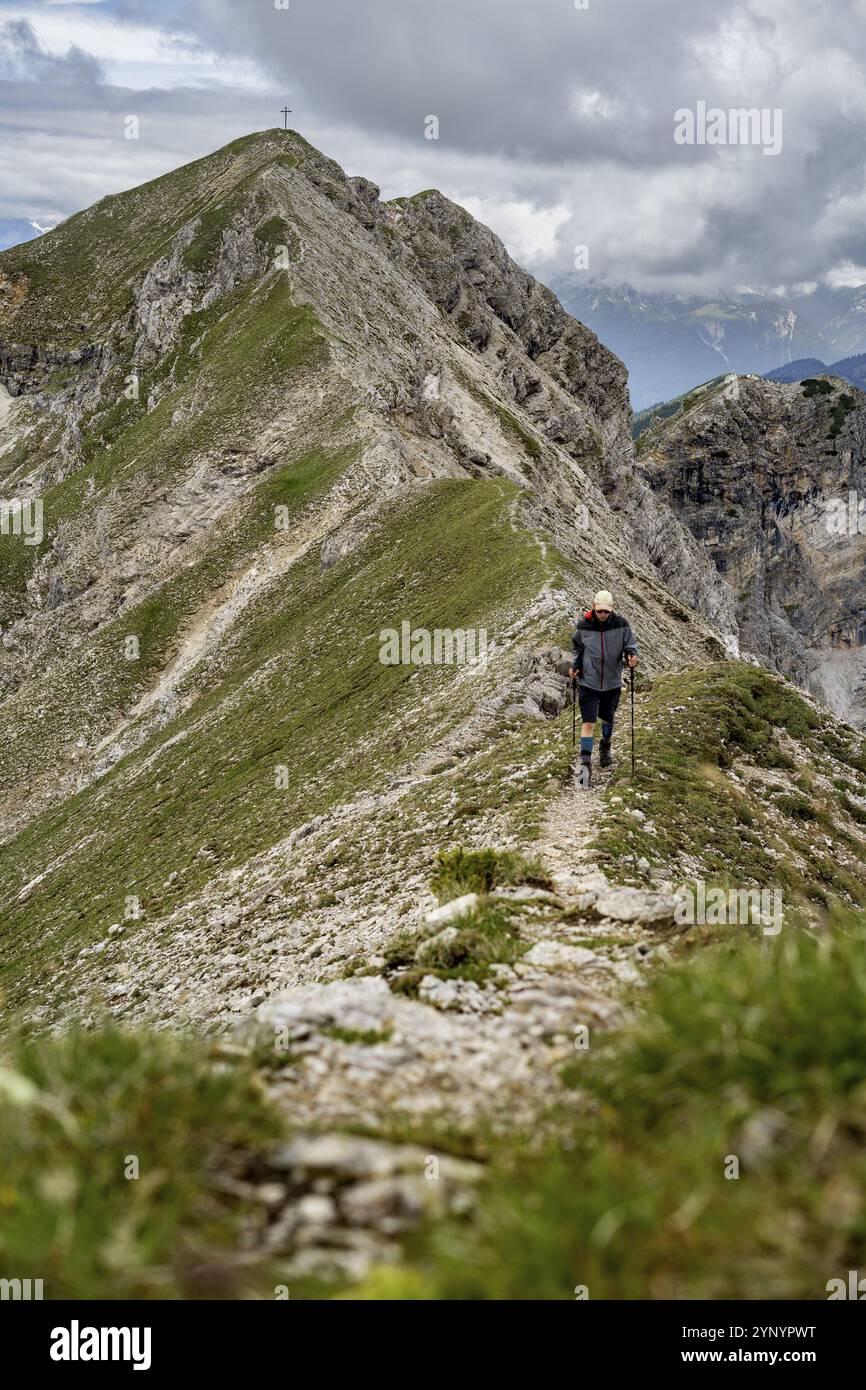 Mountains and peaks in the country hi-res stock photography and images ...