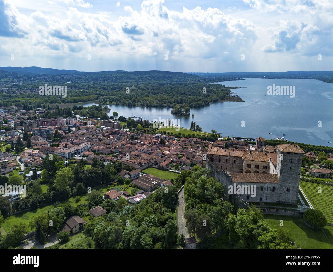 View of the coastline of lago maggiore hi-res stock photography and ...