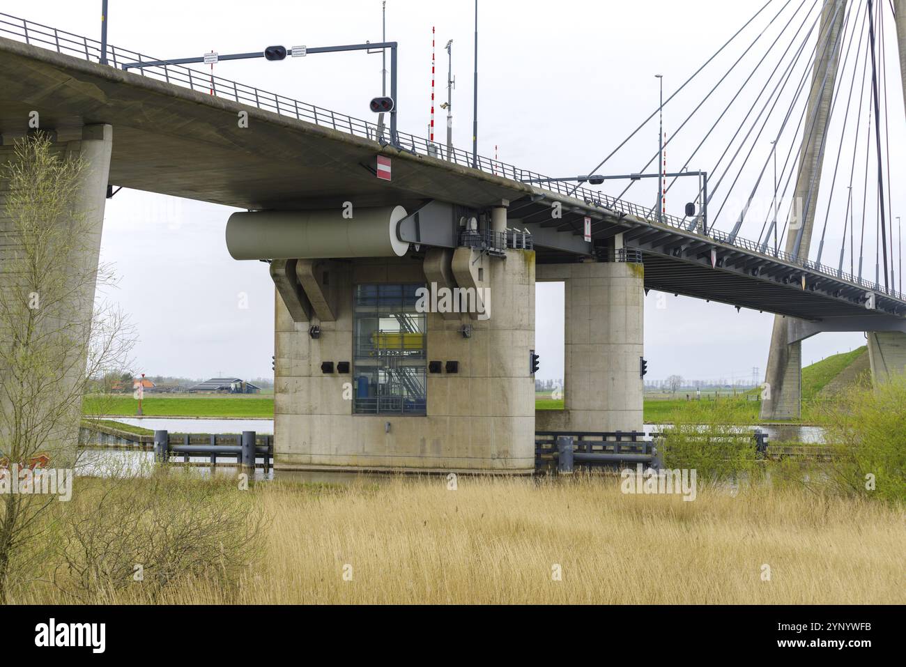 Island bridge (Eiland brug in Dutch language) . It is a cable-stayed ...