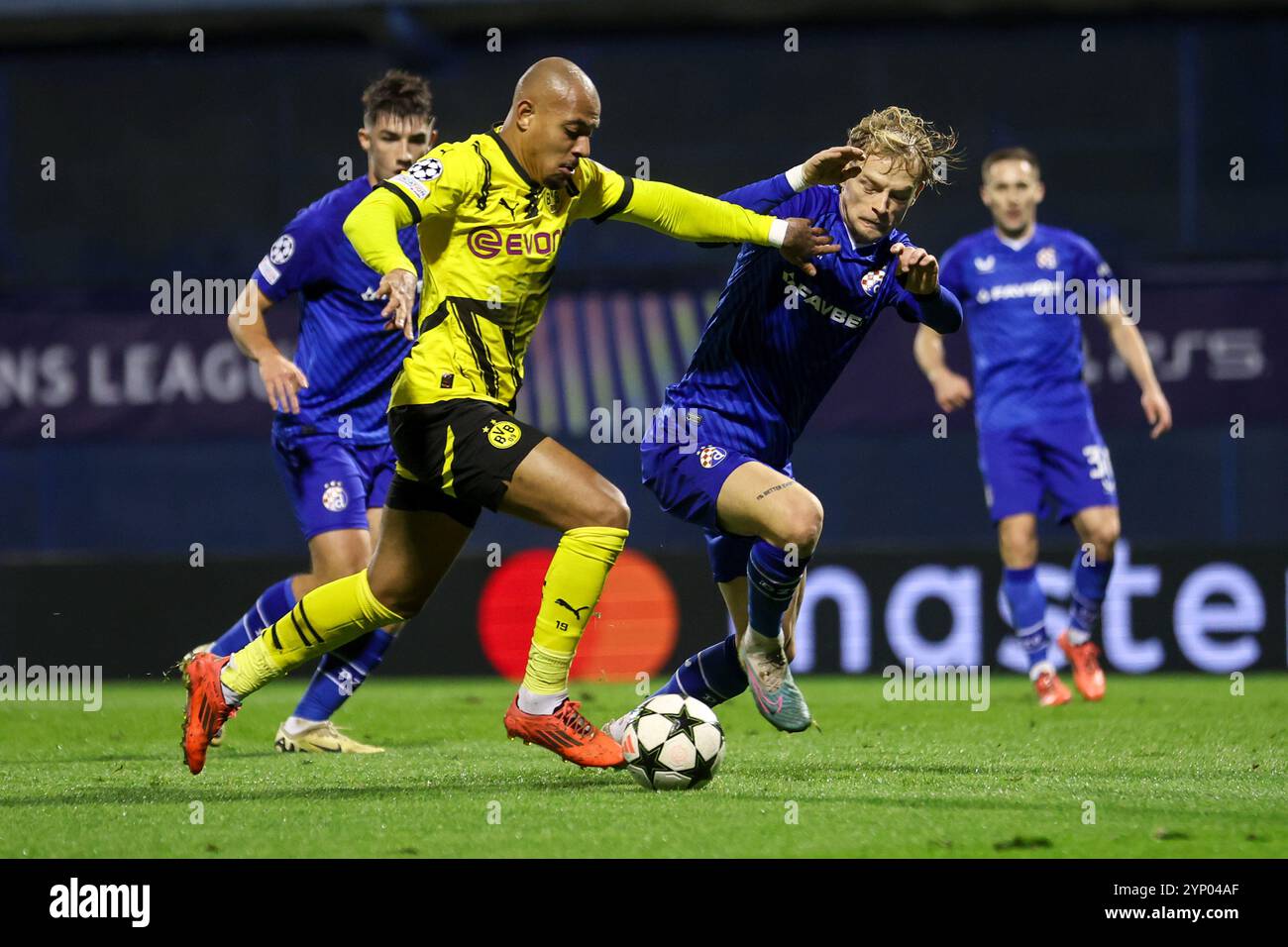 Zagreb, Croatia. 27th Nov, 2024. Donyell Malen of Borussia Dortmund ...