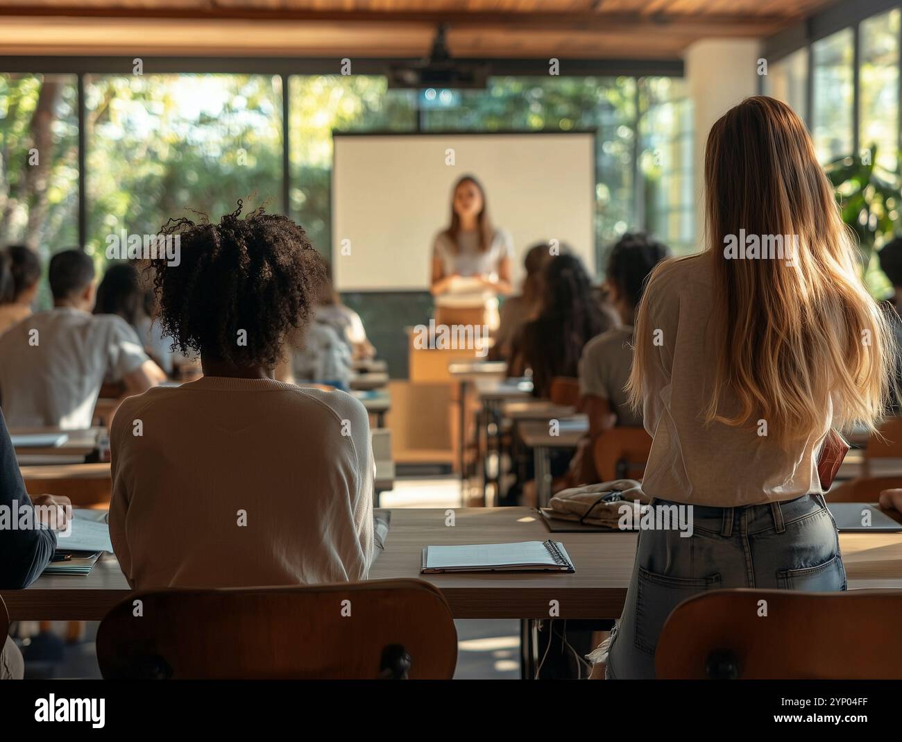 Classroom setting presentation hi-res stock photography and images - Alamy