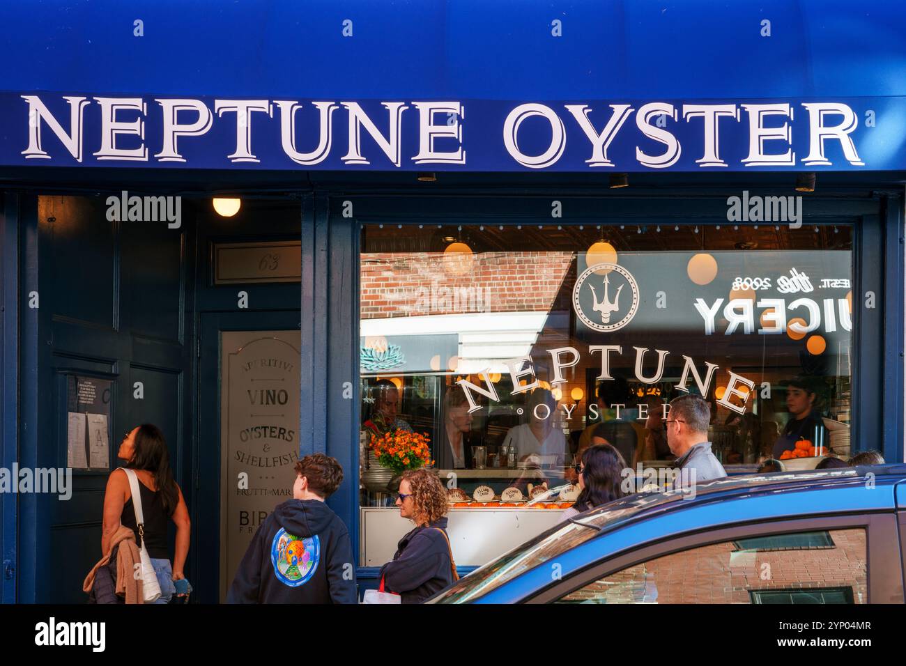 Neptune oyster boston hi-res stock photography and images - Alamy