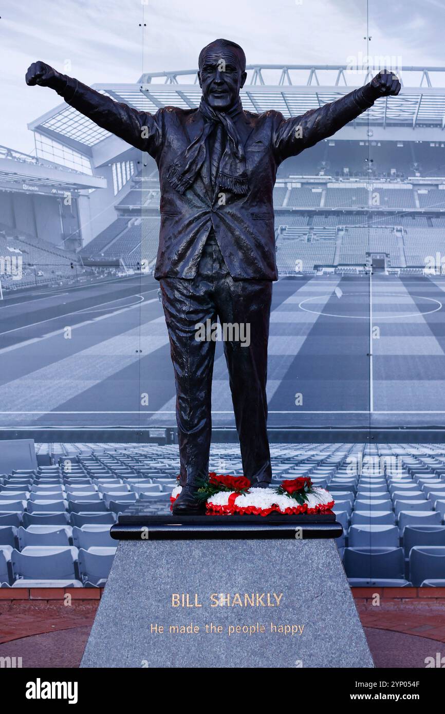 Illustration, statue of Bill Shankly outside of the Anfield stadium ...