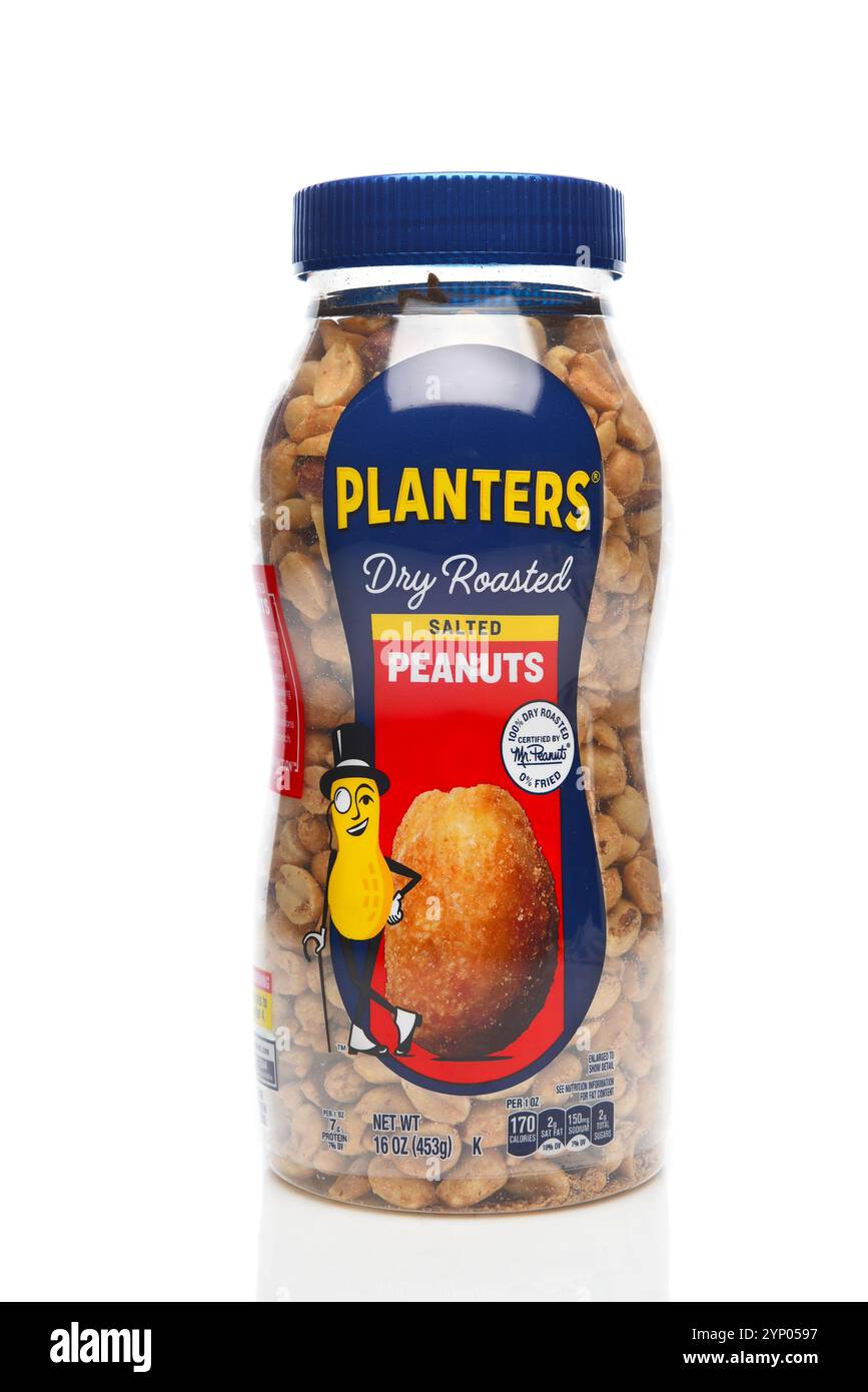 IRVINE, CALIFORNIA - 27 NOV 2024: A jar of Planters Dry Roasted Salted ...