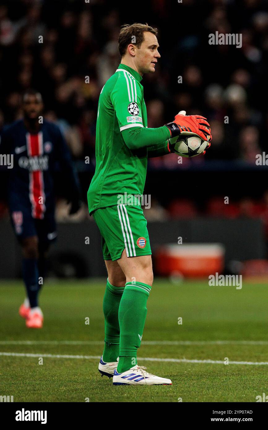 Manuel Neuer (FC Bayern M?nchen, 1) mit Ball UEFA Champions League: FC Bayern M?nchen - FC Paris ...