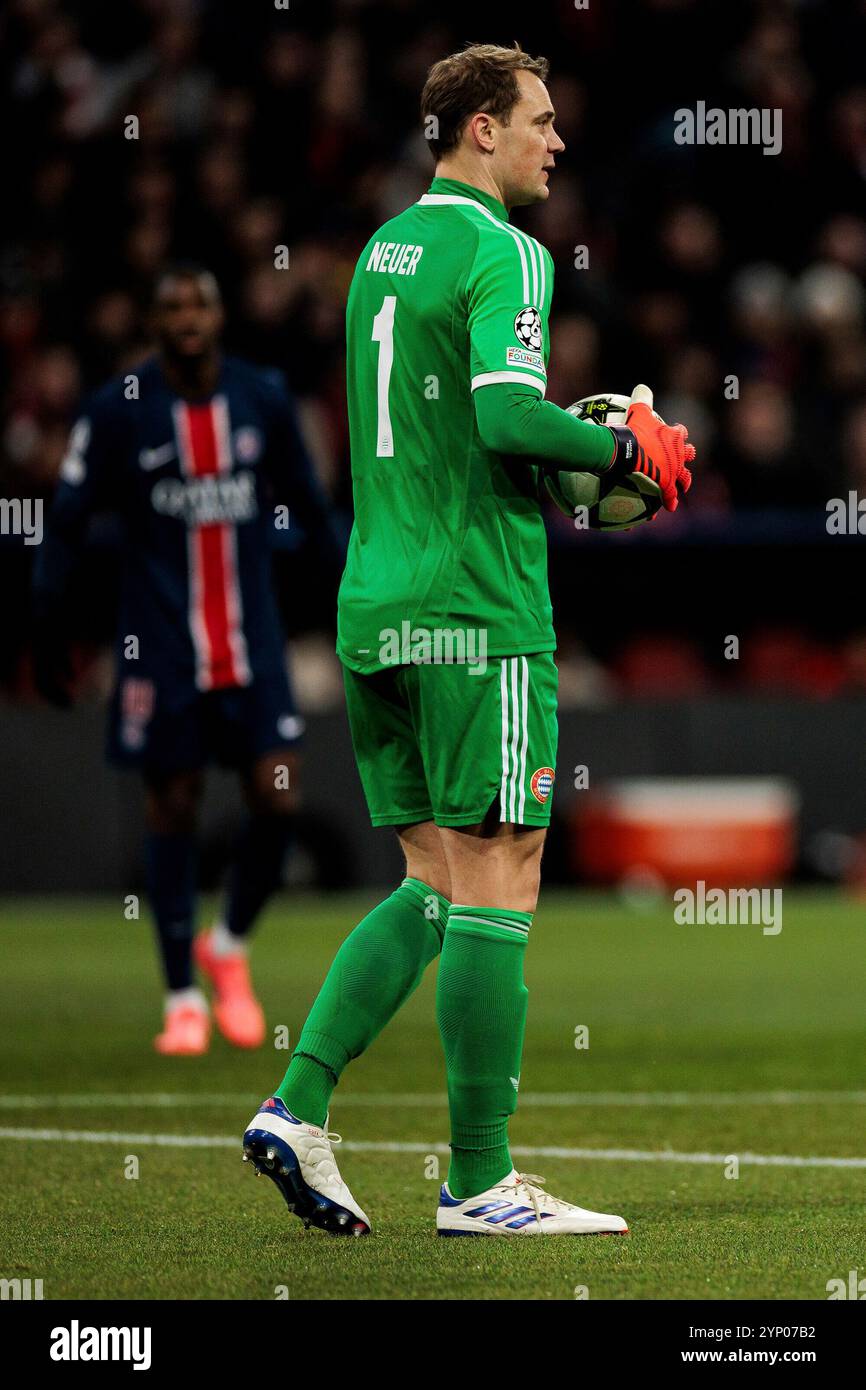 Manuel Neuer (FC Bayern M?nchen, 1) mit Ball UEFA Champions League: FC Bayern M?nchen - FC Paris ...