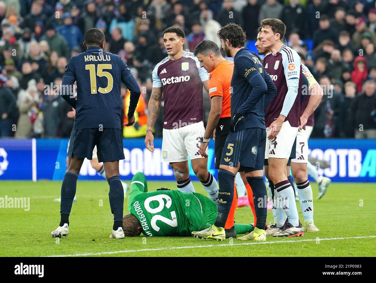 Juventus goalkeeper Michele Di Gregorio on the floor after a possible ...