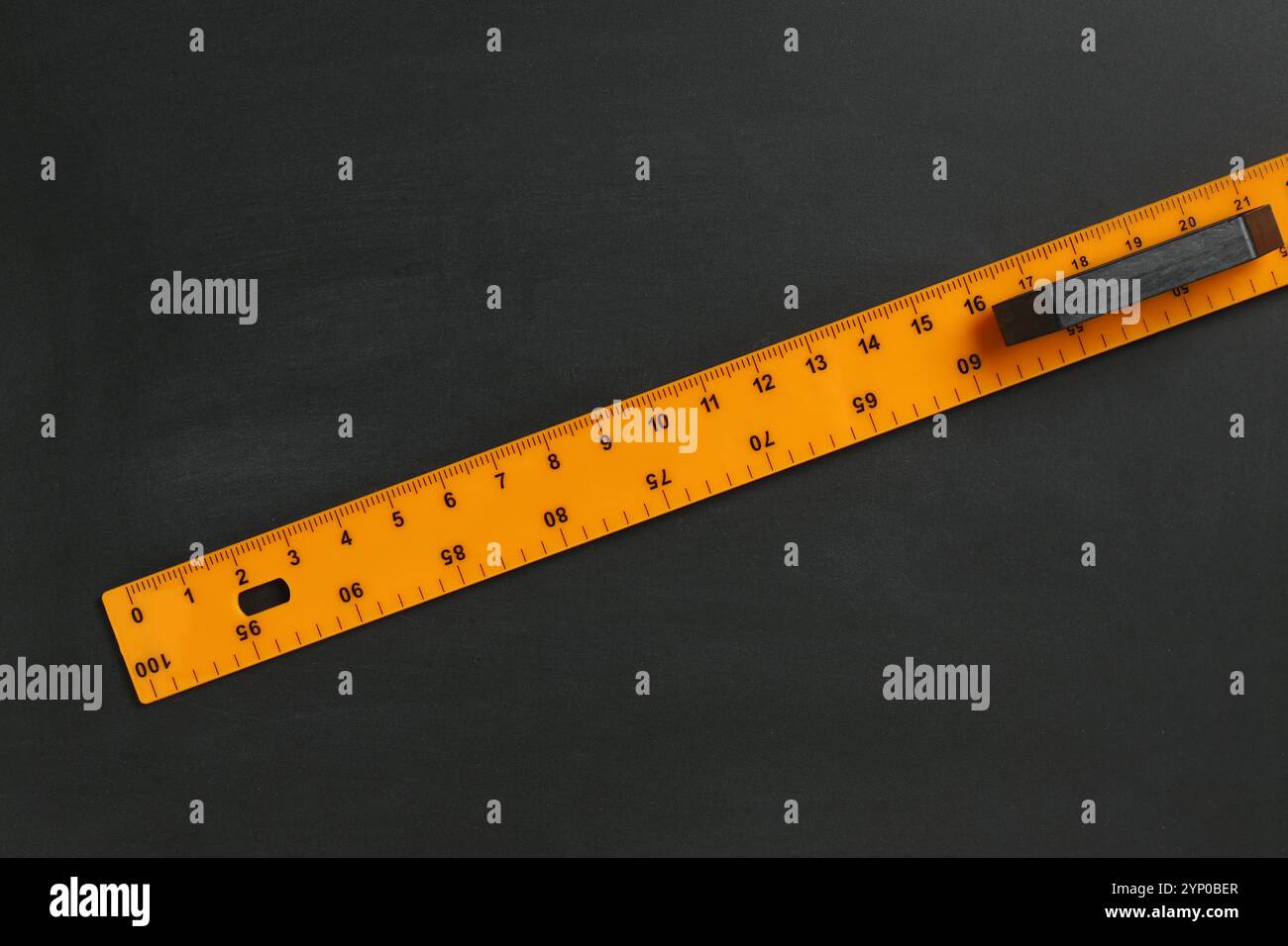 One line drawing ruler hi-res stock photography and images - Alamy