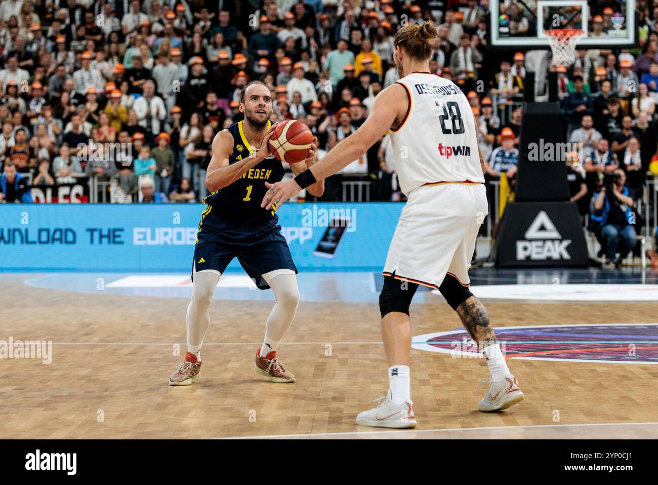 Heidelberg, Deutschland. 25th Nov, 2024. Denzel Andersson (Schweden, 1 ...