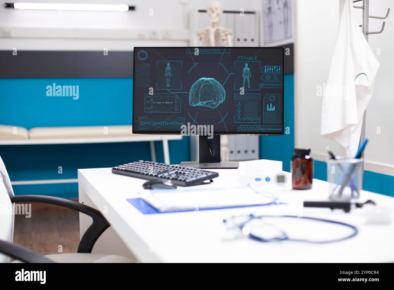 Ct scan showing brain damage hi-res stock photography and images - Alamy