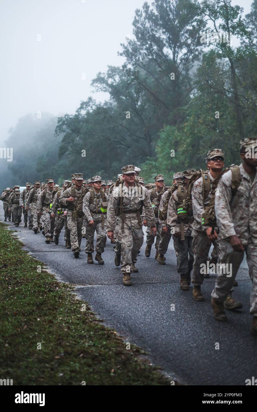 U.S. Marines with Headquarters and Headquarters Squadron, Marine Corps ...