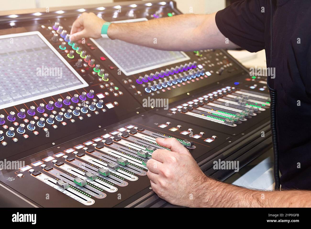 Broadcasting booth hi-res stock photography and images - Alamy