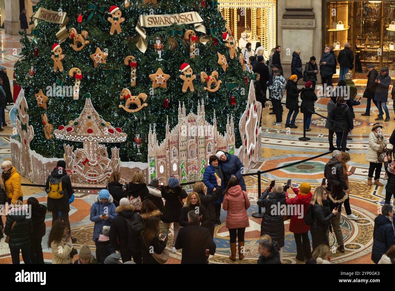 Milan, Italy - 18.12.2022: Crowd Admiring Giant Christmas Tree with ...
