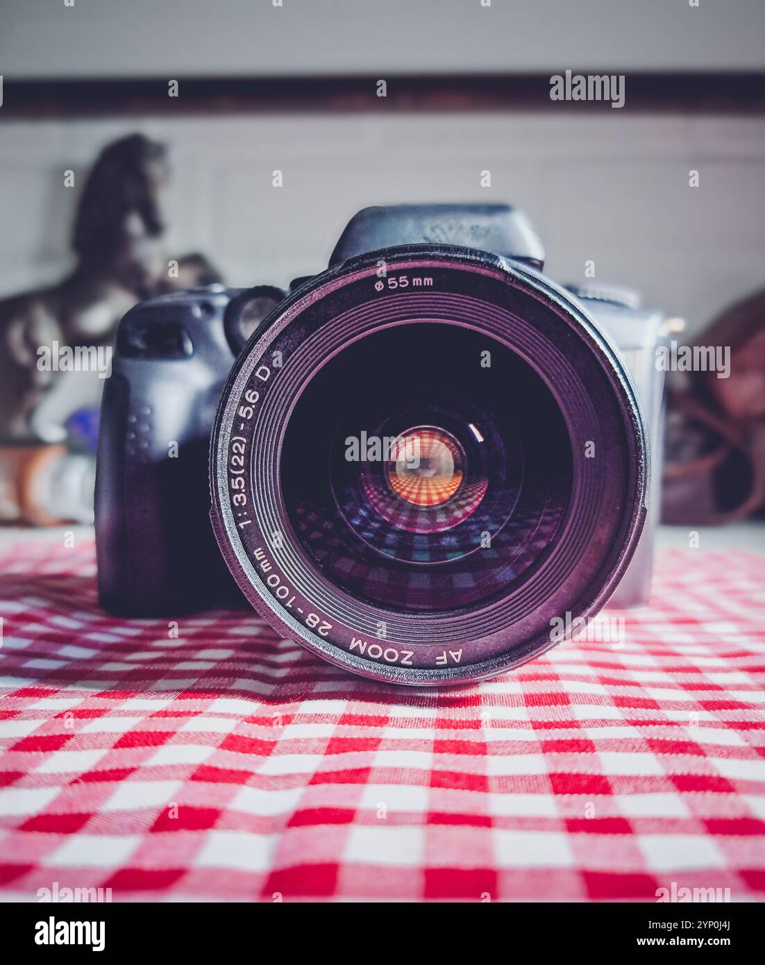 Dslr technology hi-res stock photography and images - Alamy