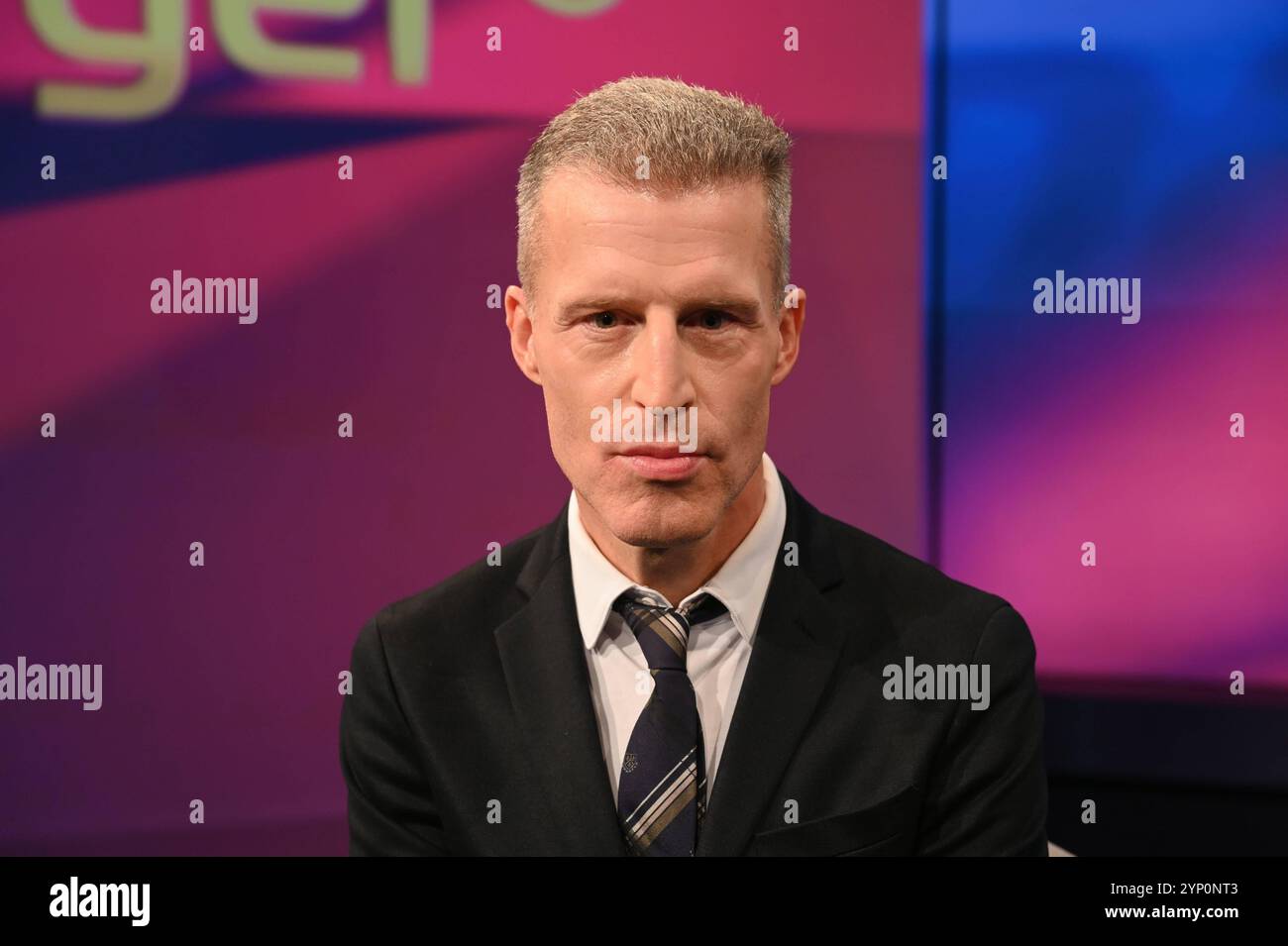 Autor Benjamin von Stuckrad Barre zu Gast in der ARD Talkshow ...