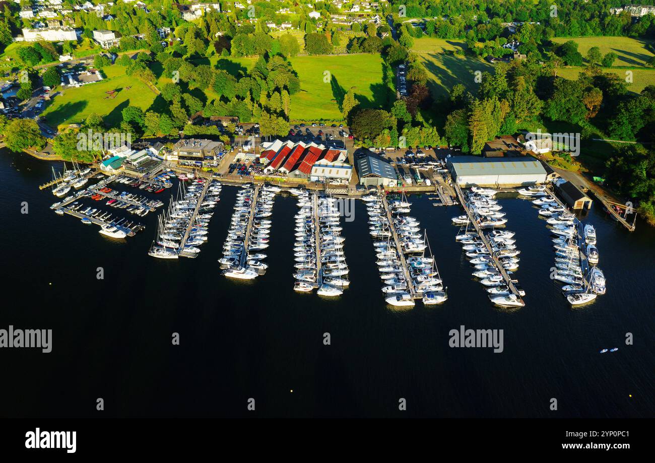 Bowness on Windermere in the Lake District National Park, Cumbria ...