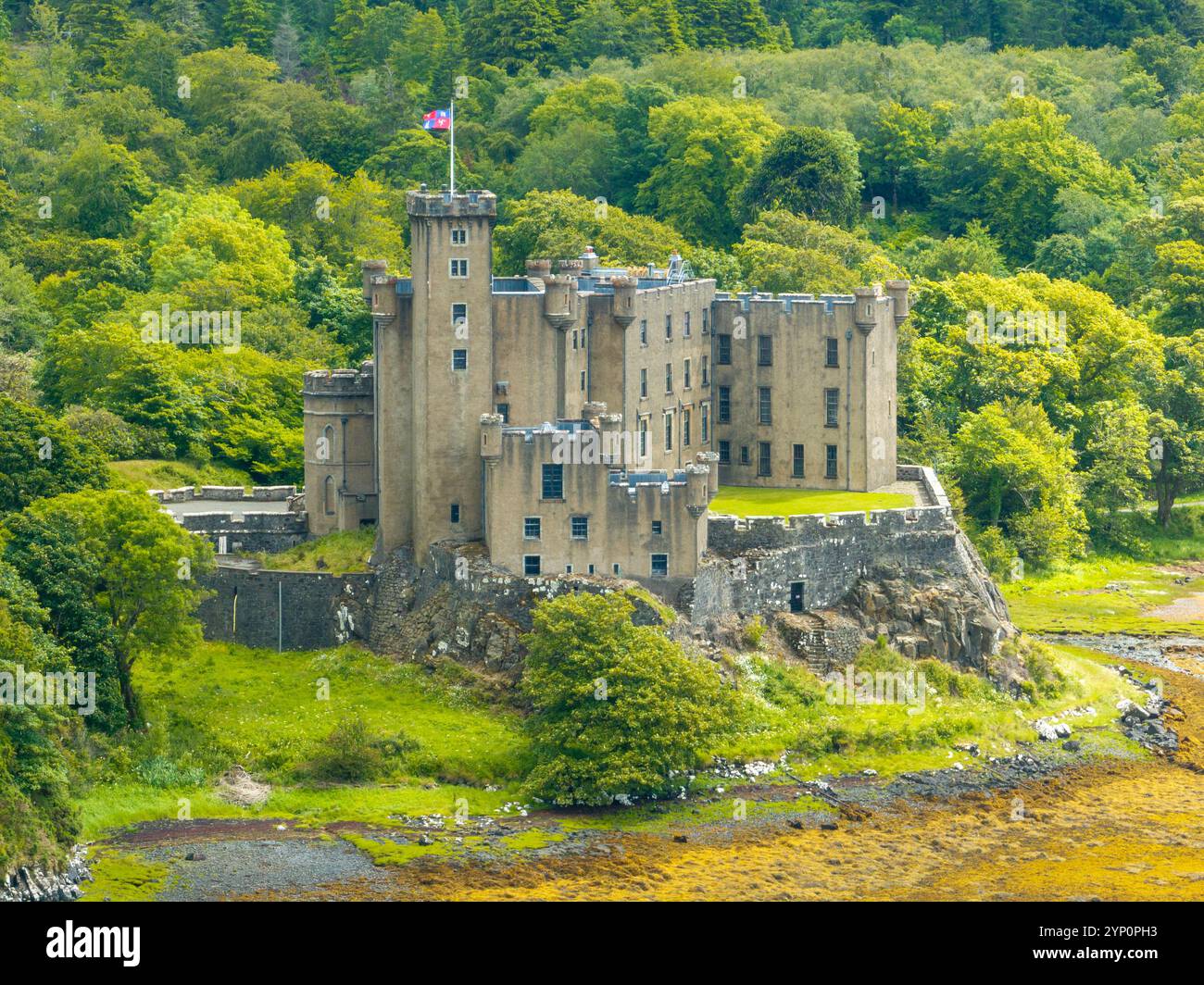 Dunvegan Castle on the Isle of Skye, Scottish Highlands at Loch of ...