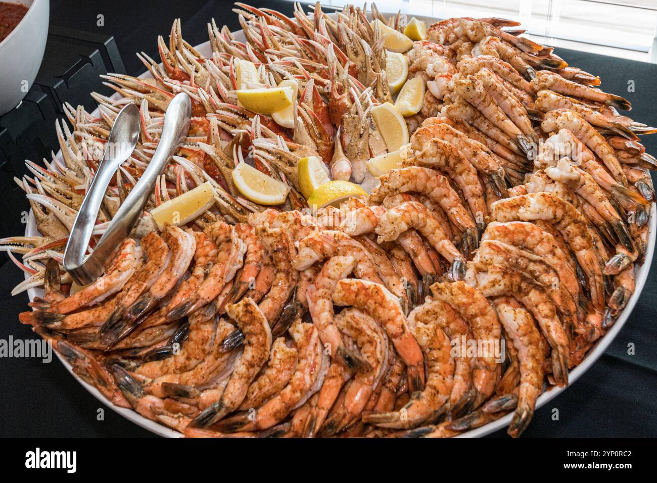 Large platter of crab claws and prawns shrimp Stock Photo - Alamy