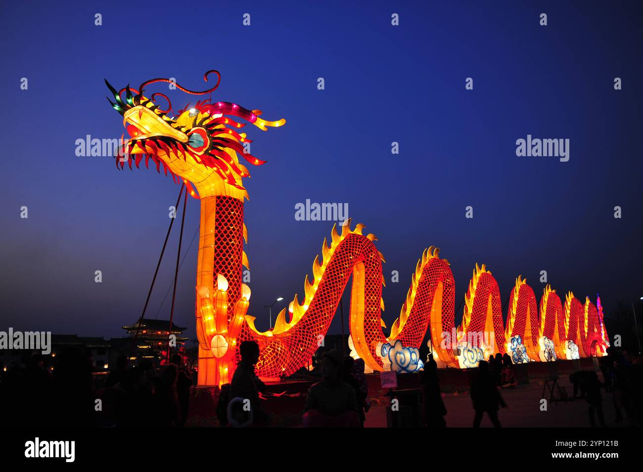 Traditional chinese paper lantern sculpture hi-res stock photography ...