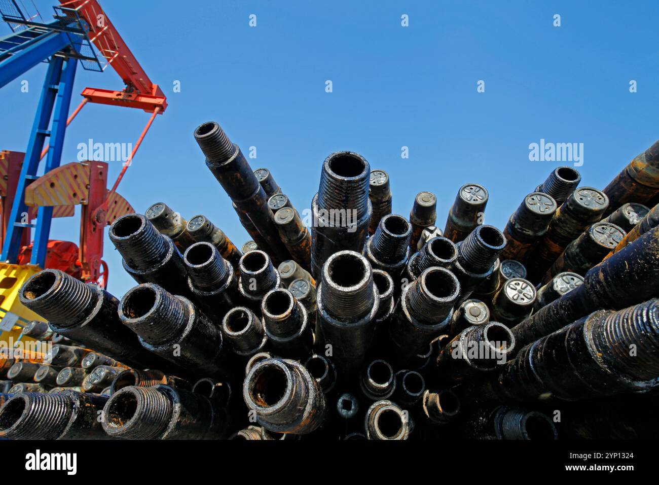 Oil drill pipe Stock Photo - Alamy