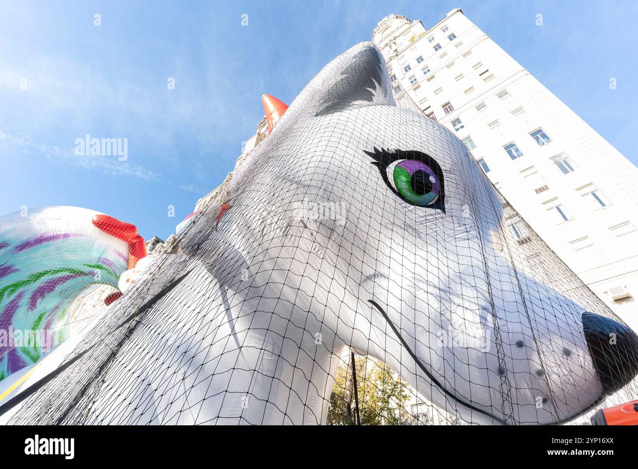 New York, NY, USA, 27 November 2024: Members of the Macy's inflation ...