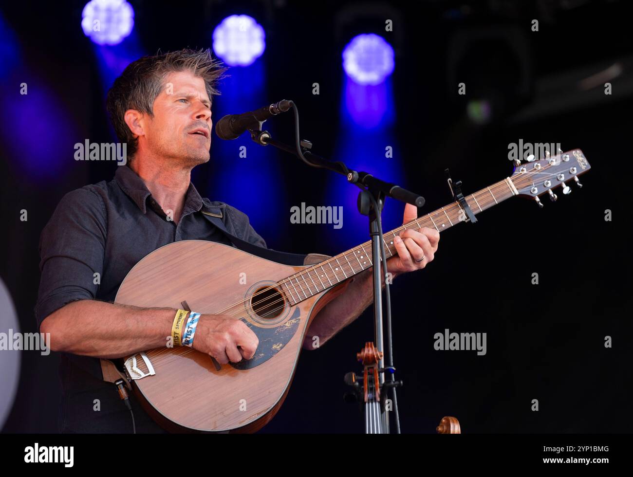 seth lakeman preforming at Wychwood Music Festival 2024, Cheltenham ...