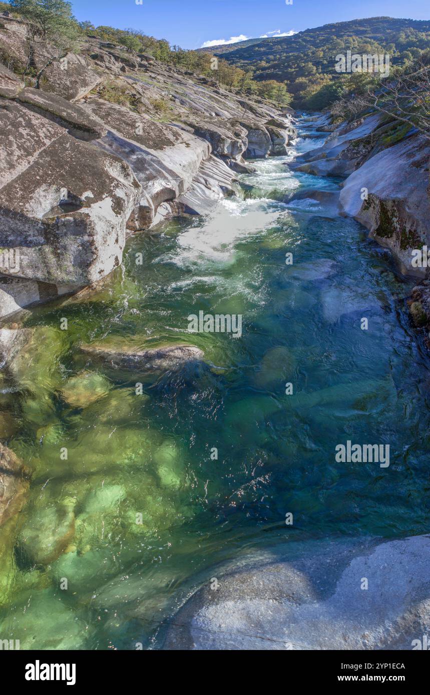 Los Pilones area, huge granite roundshaoed forms, carved out by river ...